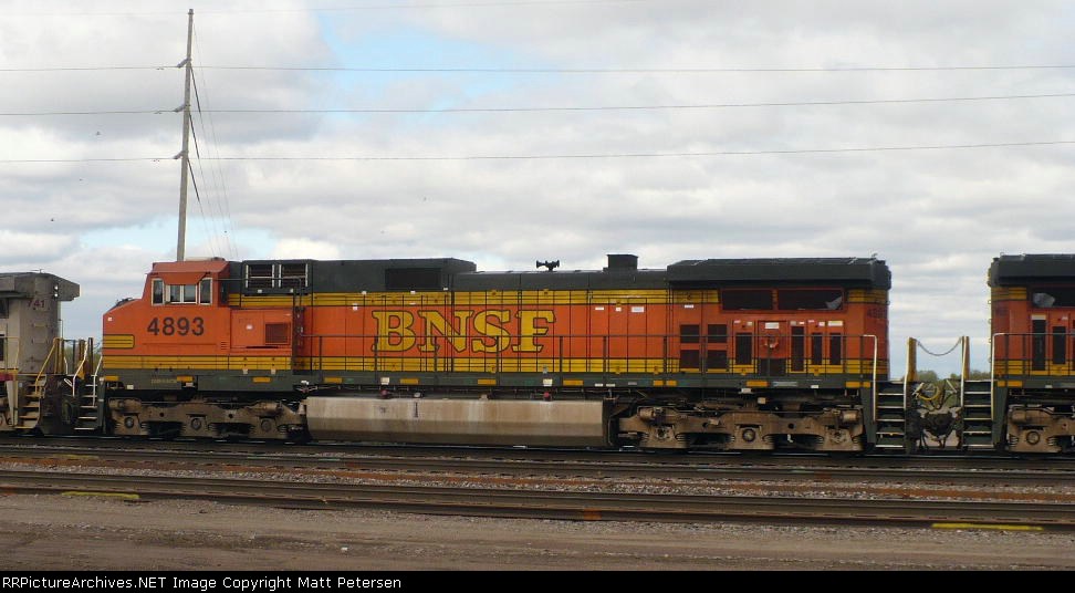BNSF 4893